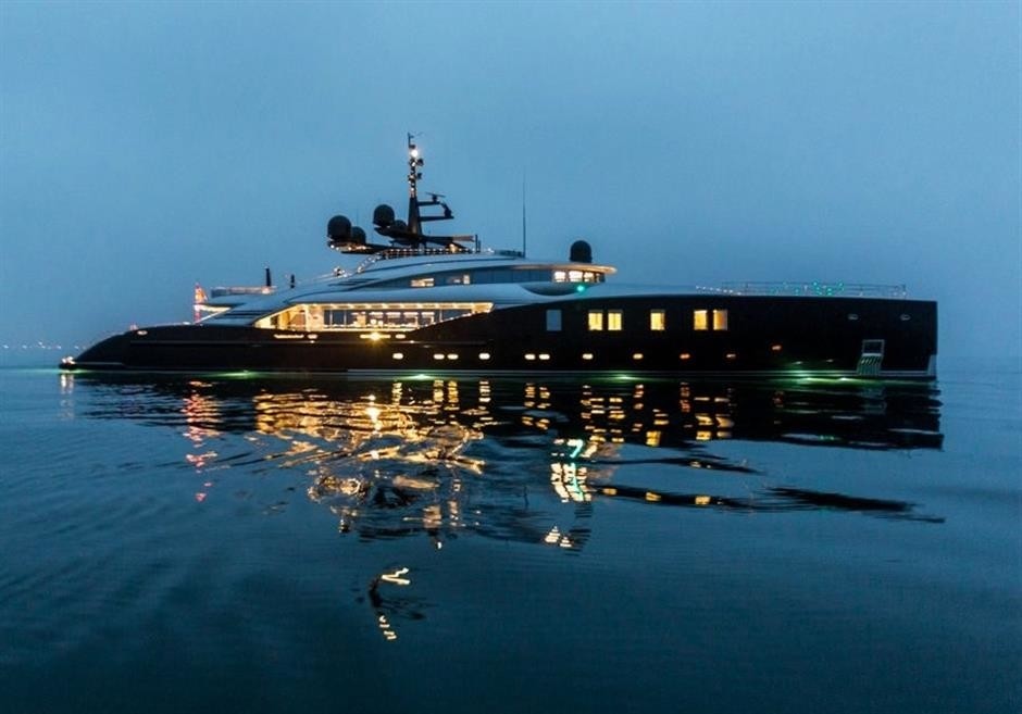 Yacht OKTO, ISA | CHARTERWORLD Luxury Superyacht Charters